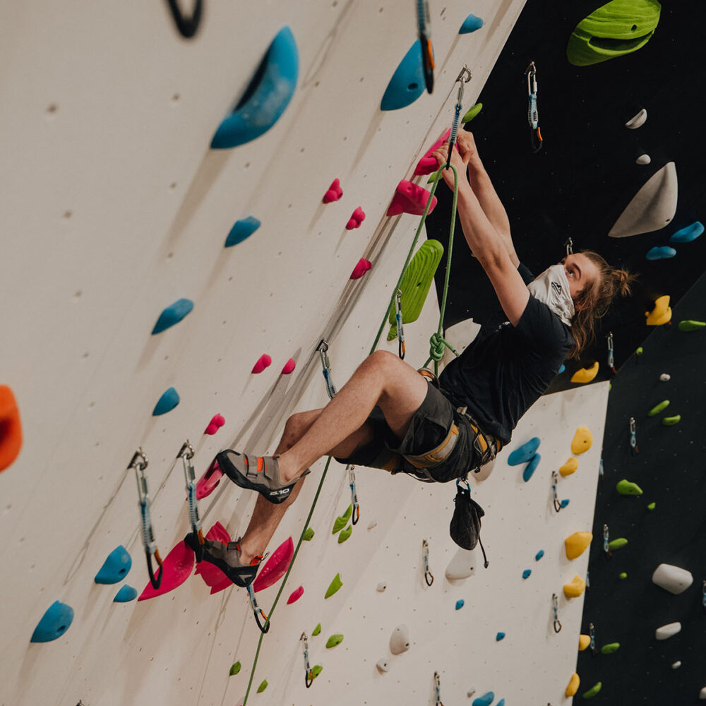 Climbing Classes | Climb So iLL at the Steel Shop